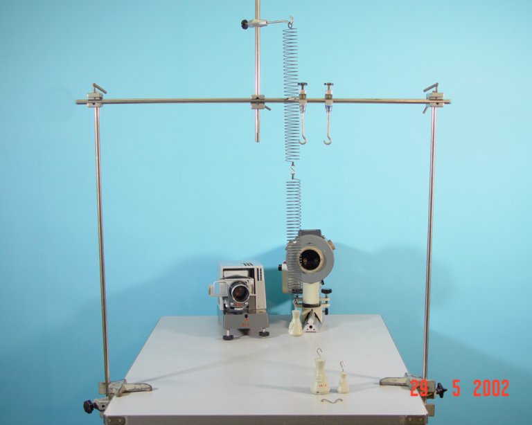 M-18 | Federkräfte: Parallel- un... | Vorlesungssammlung Physik